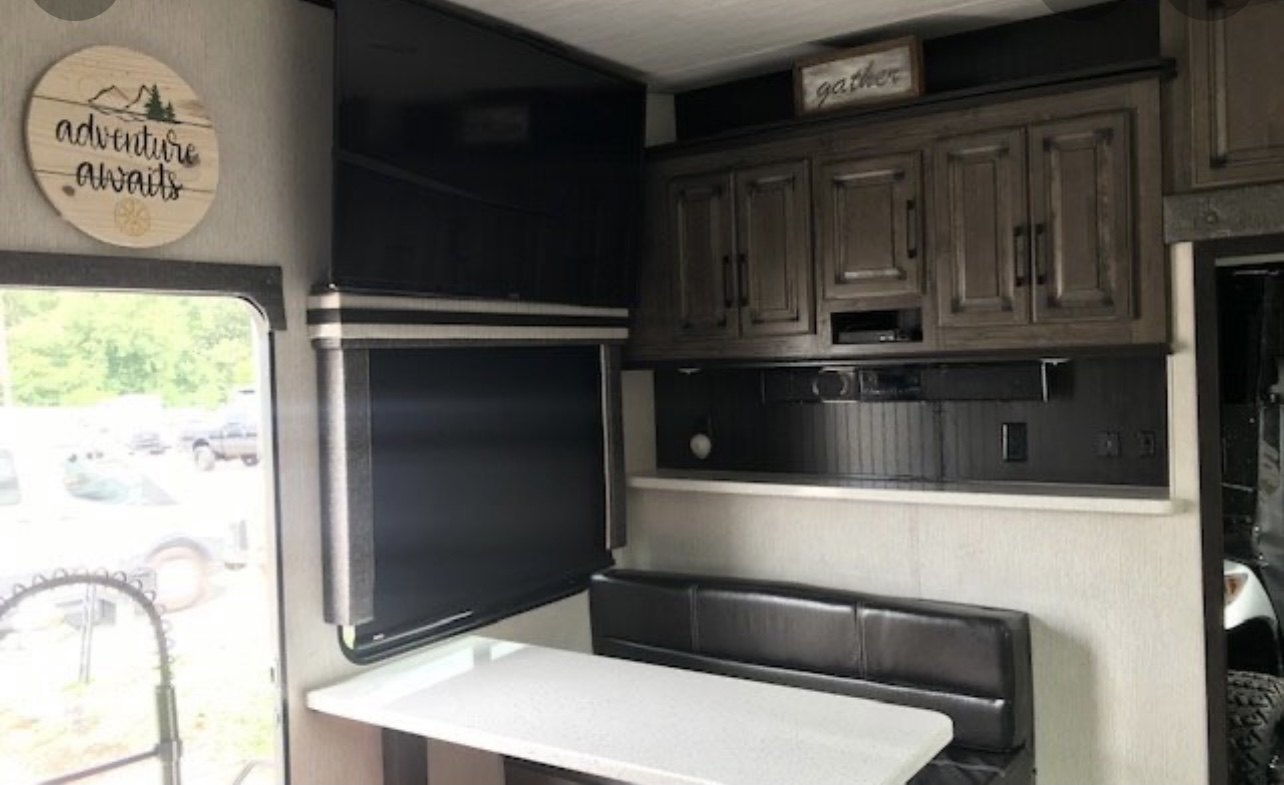 2020 Heartland Cyclone 4007. Sold – Famous Whip Sales