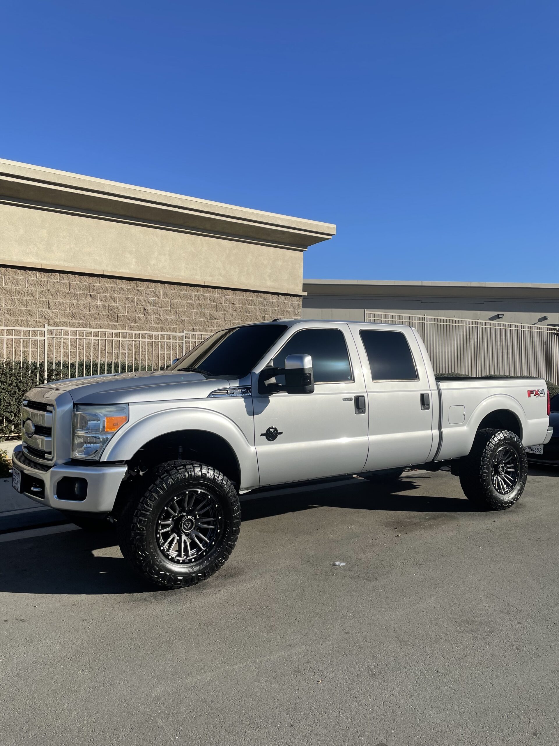 2016 F250 XLT 4×4 – Famous Whip Sales