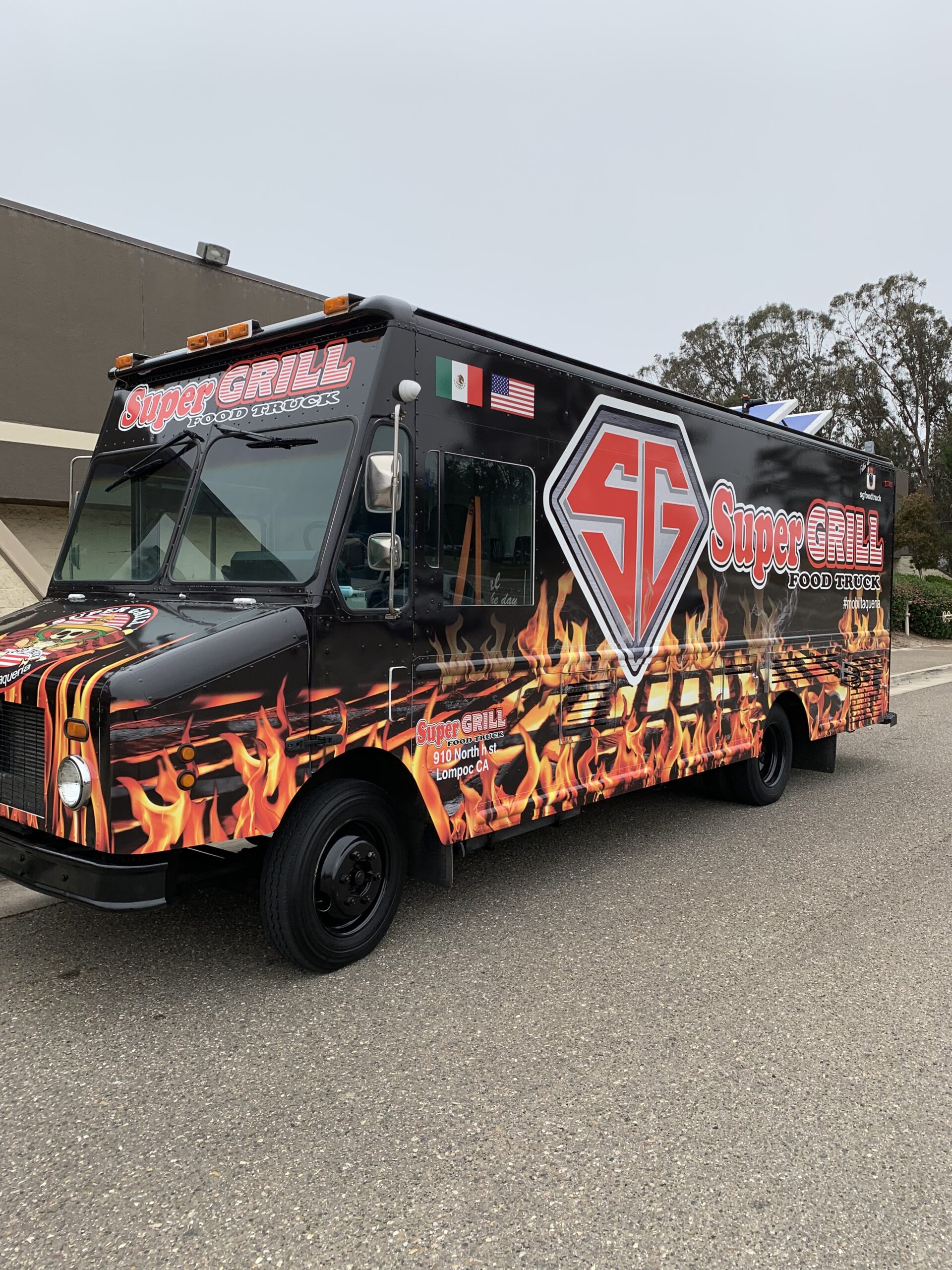 2000 Freightliner taco truck – Famous Whip Sales