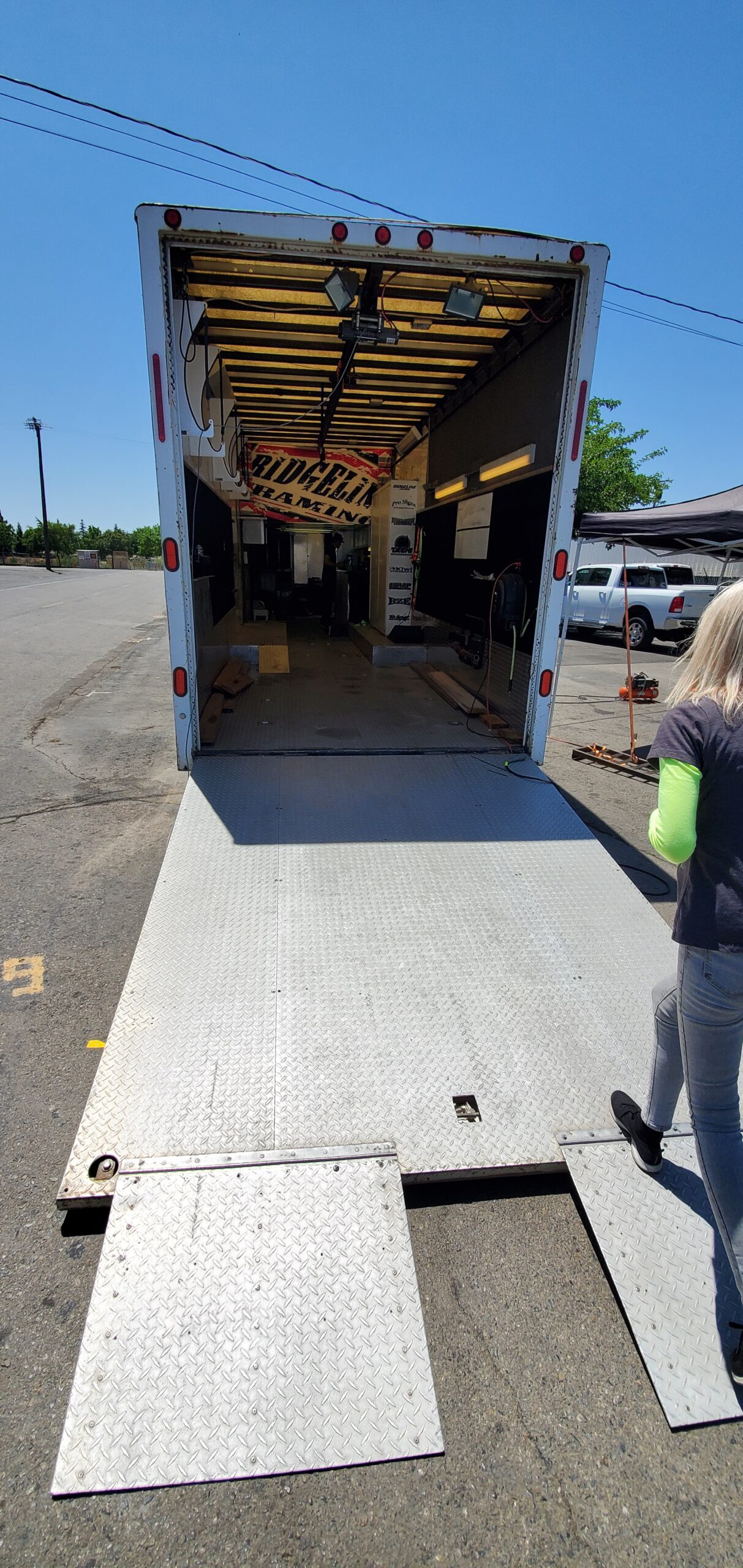 1998 Hansson Sprint Car Hauler – Famous Whip Sales
