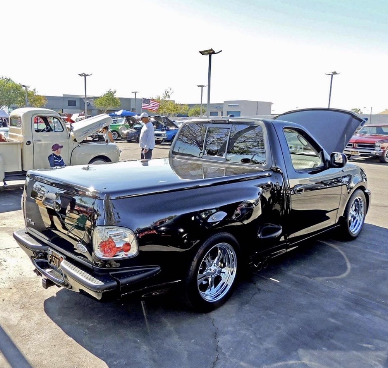 2002 Ford Lightning – Famous Whip Sales